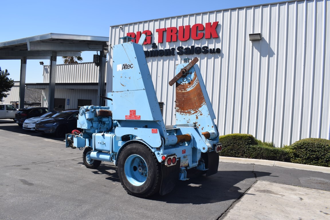 1993 Altec AD108 Cable Reel Puller Trailer