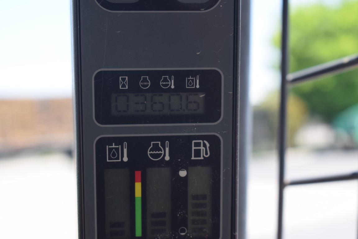 2011 Case SR200 Skid Steer Loader For Sale