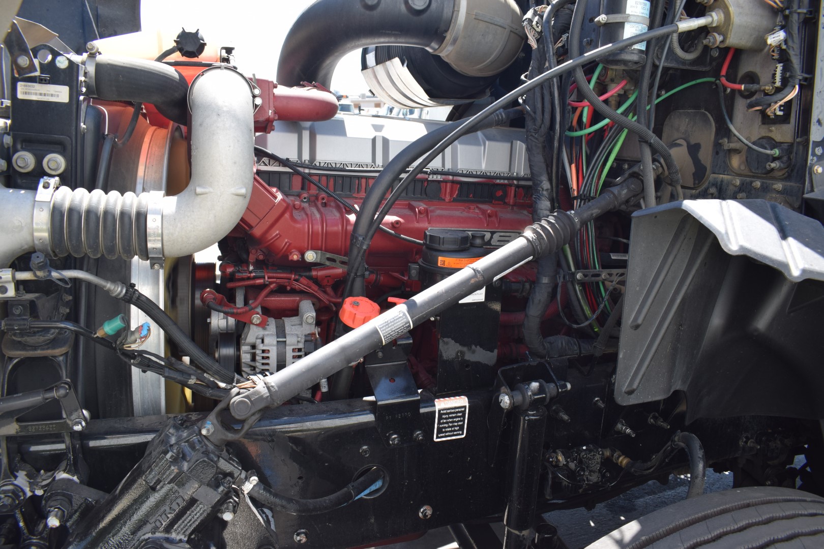 2016 Mack Pinnacle CXU613 Day Cab For Sale