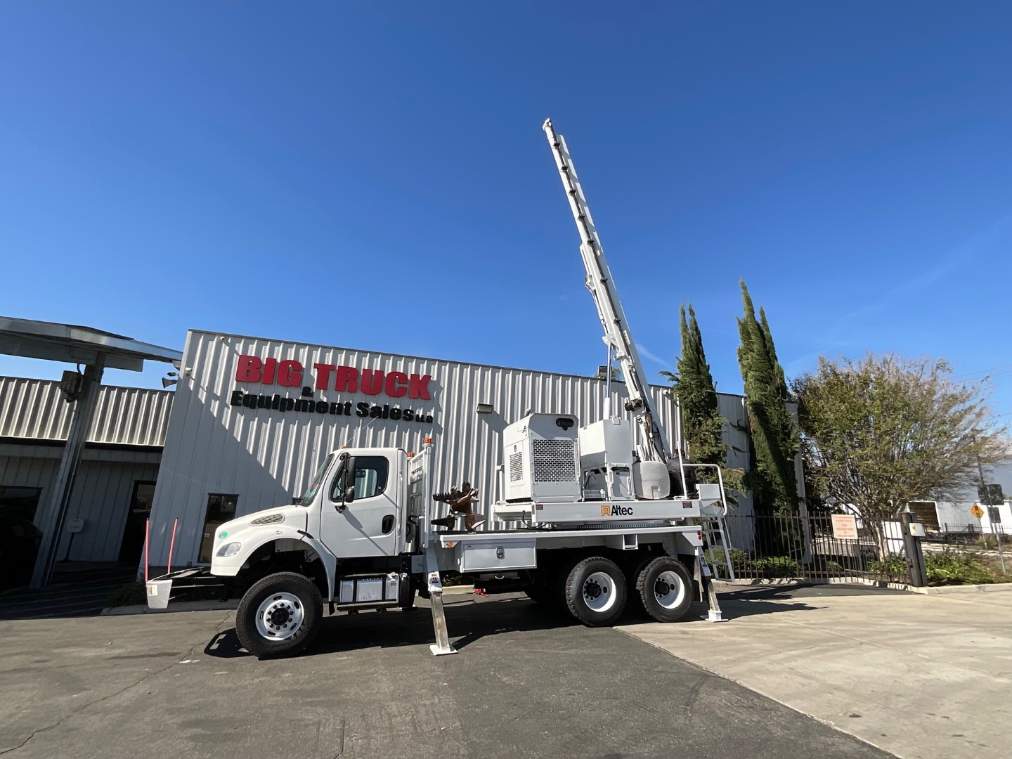 2015 Freightliner M2 6x6 Altec HD35A-30 Pressure Drill For Sale