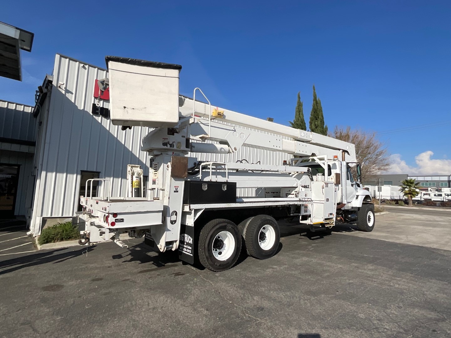 2013 International 7400 6x6 Altec A77T-E93 98' Bucket Truck For Sale