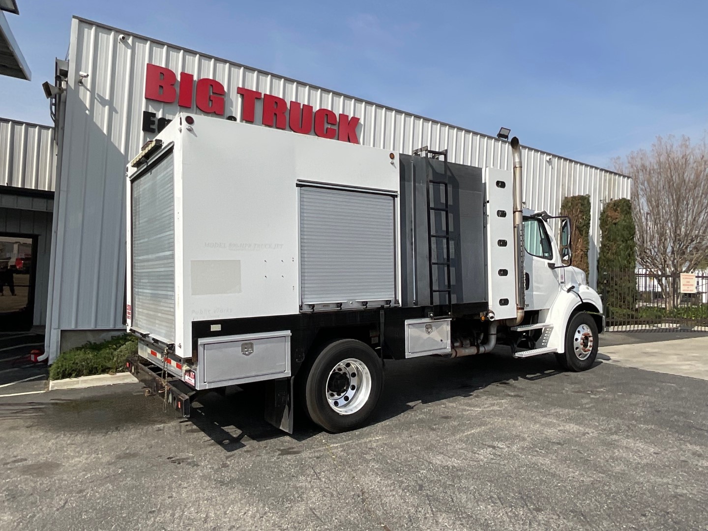 2011 Freightliner M2 CNG Sewer Equipment of America Model 800-HPR ...