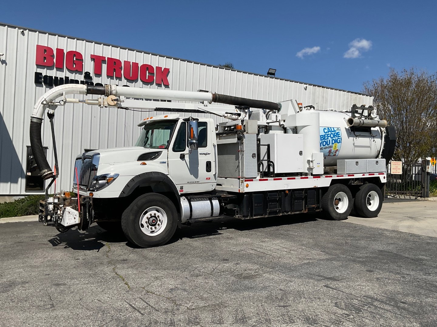 2014 International 7600 Vac Con VX311LH Hydro Excavation Truck For Sale