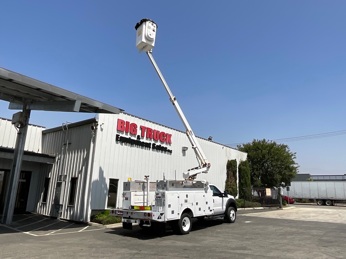 2012 Ford F450 Altec AT200A 35' Bucket Truck - Big Truck