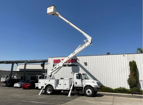 Altec Bucket Trucks: Why They're The Best Choice for Utility Work - Big ...