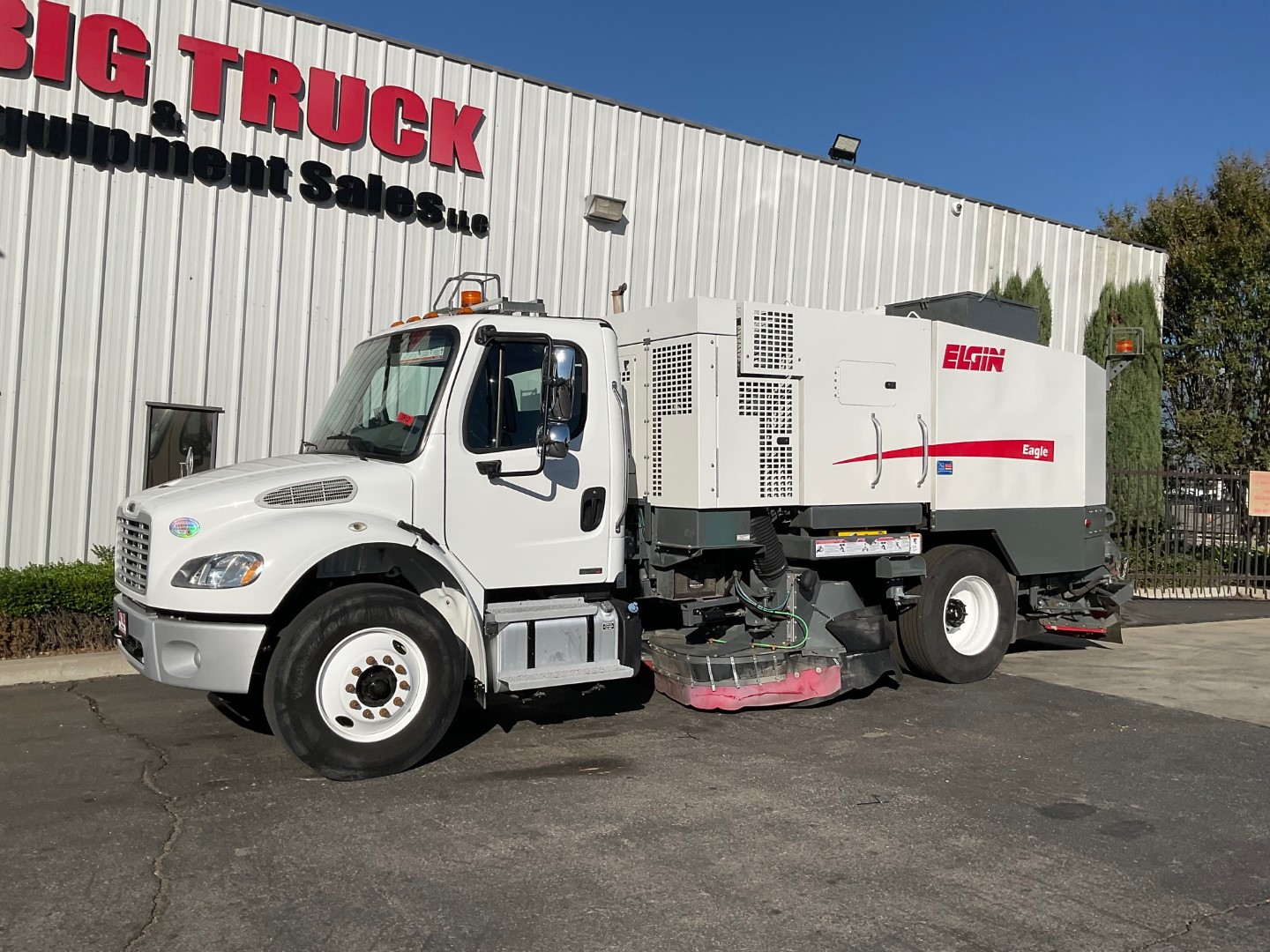 2017 Freightliner M2 Elgin Eagle Waterless Street Sweeper For Sale