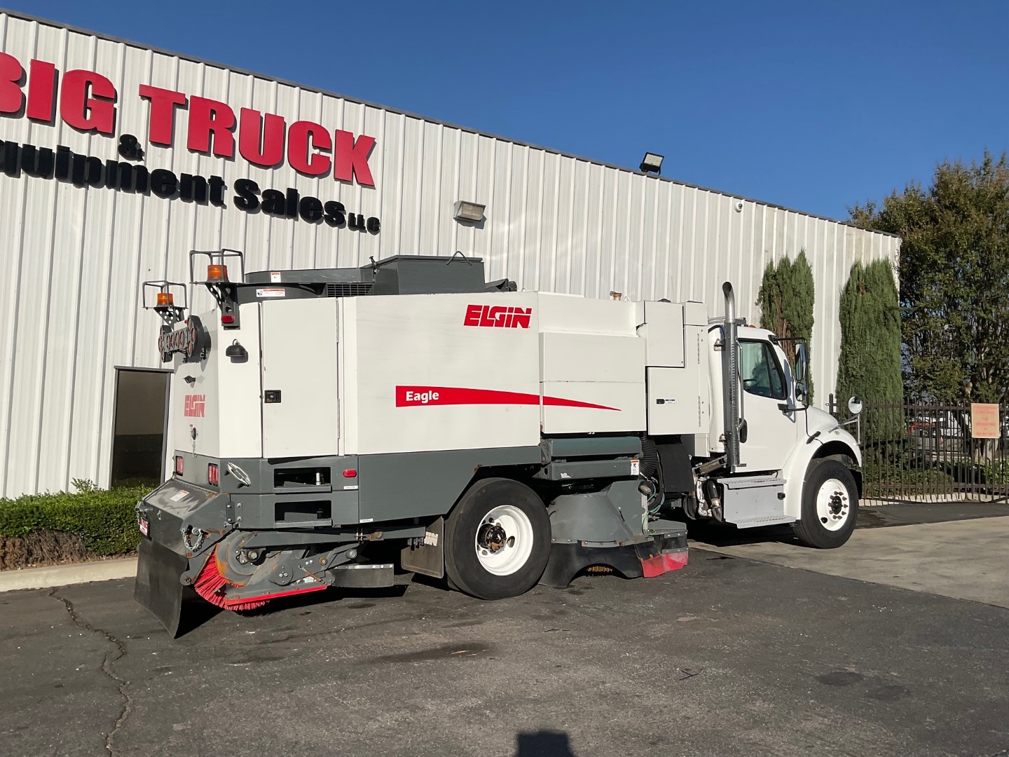 2017 Freightliner M2 Elgin Eagle Waterless Street Sweeper For Sale