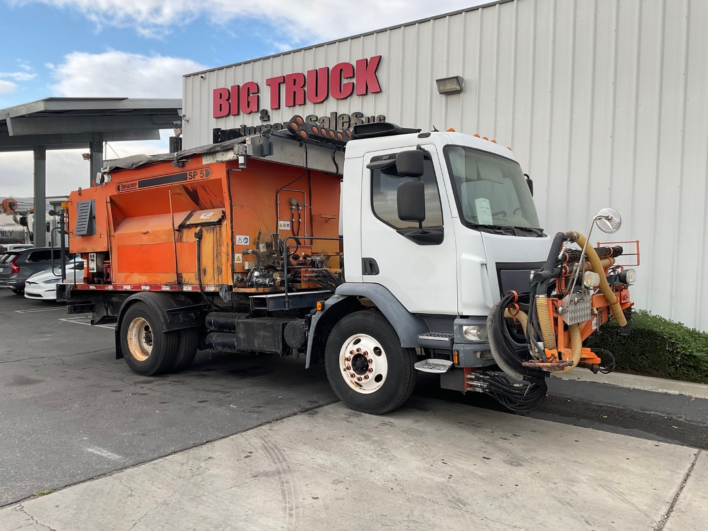 2017 Kenworth K370 Bergkamp SP5 Spray Injection Pothole Patcher For Sale