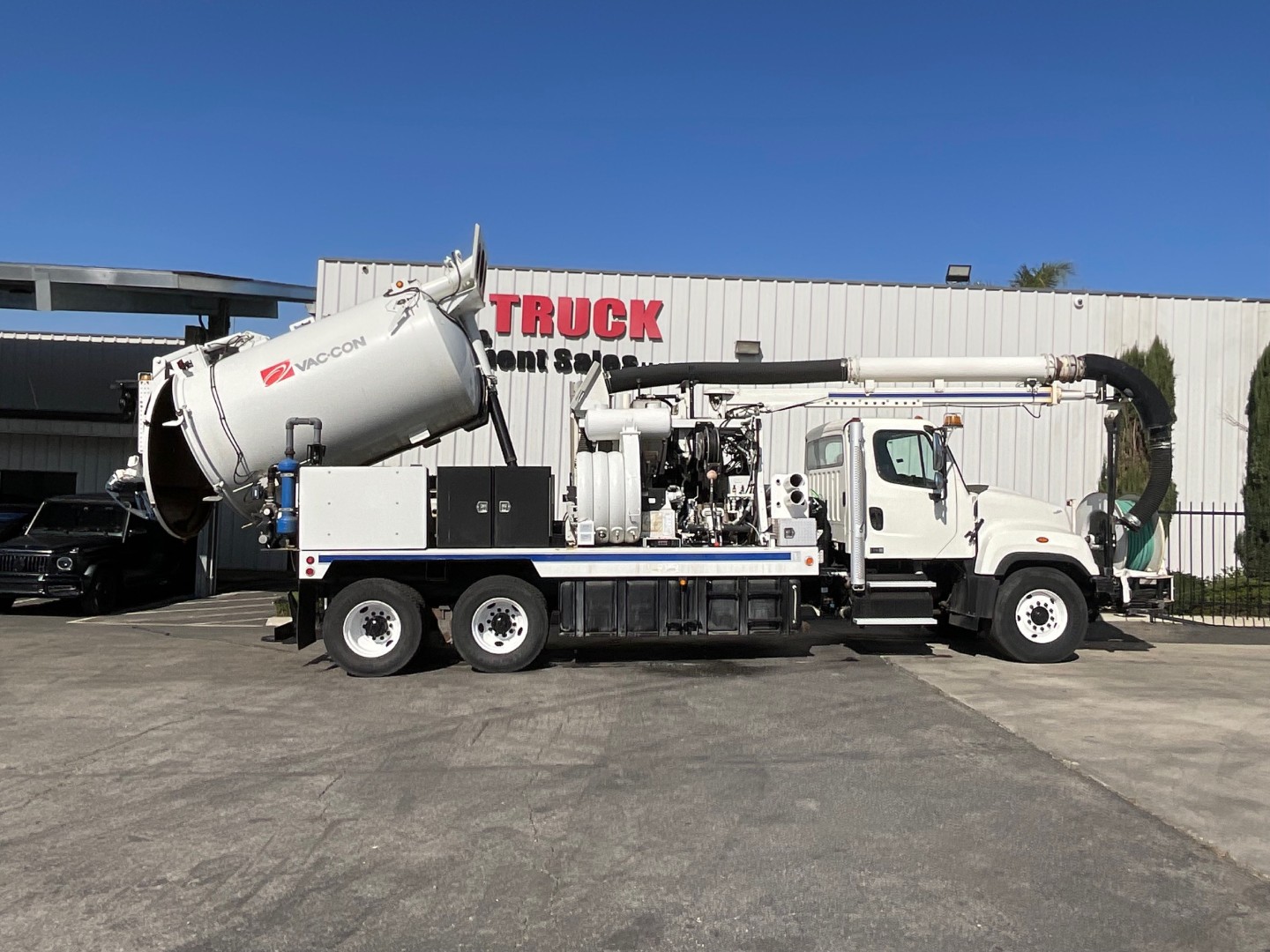 2013 Freightliner 114SD Vac Con V311LXHRAGD-0 Vacuum Truck For Sale