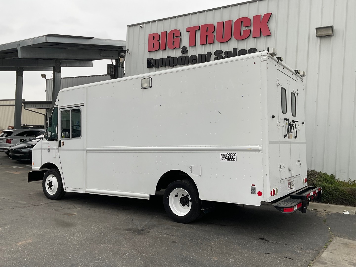 2014 Freightliner MT45 14' Step Van For Sale