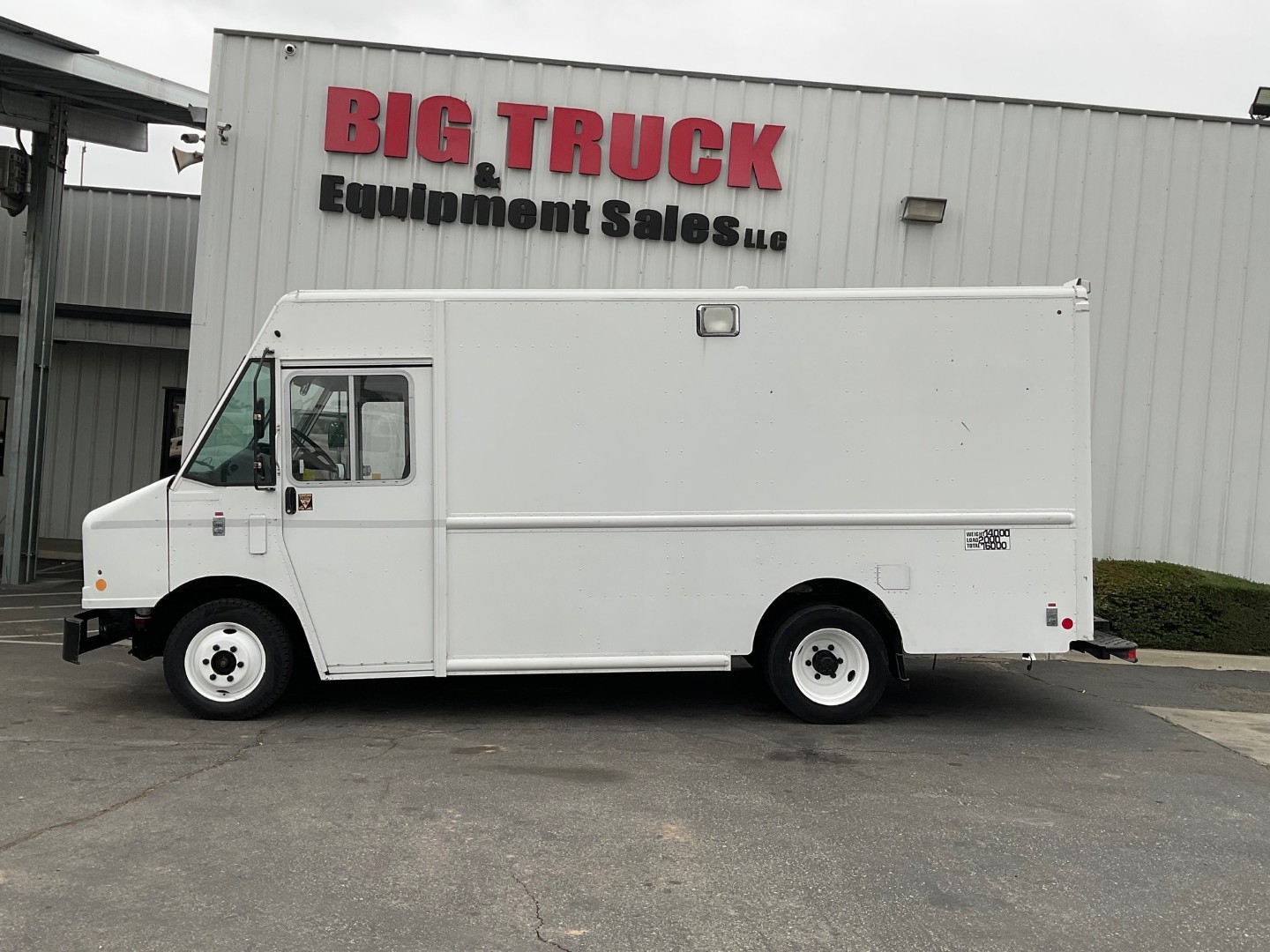 2014 Freightliner MT45 14' Step Van For Sale