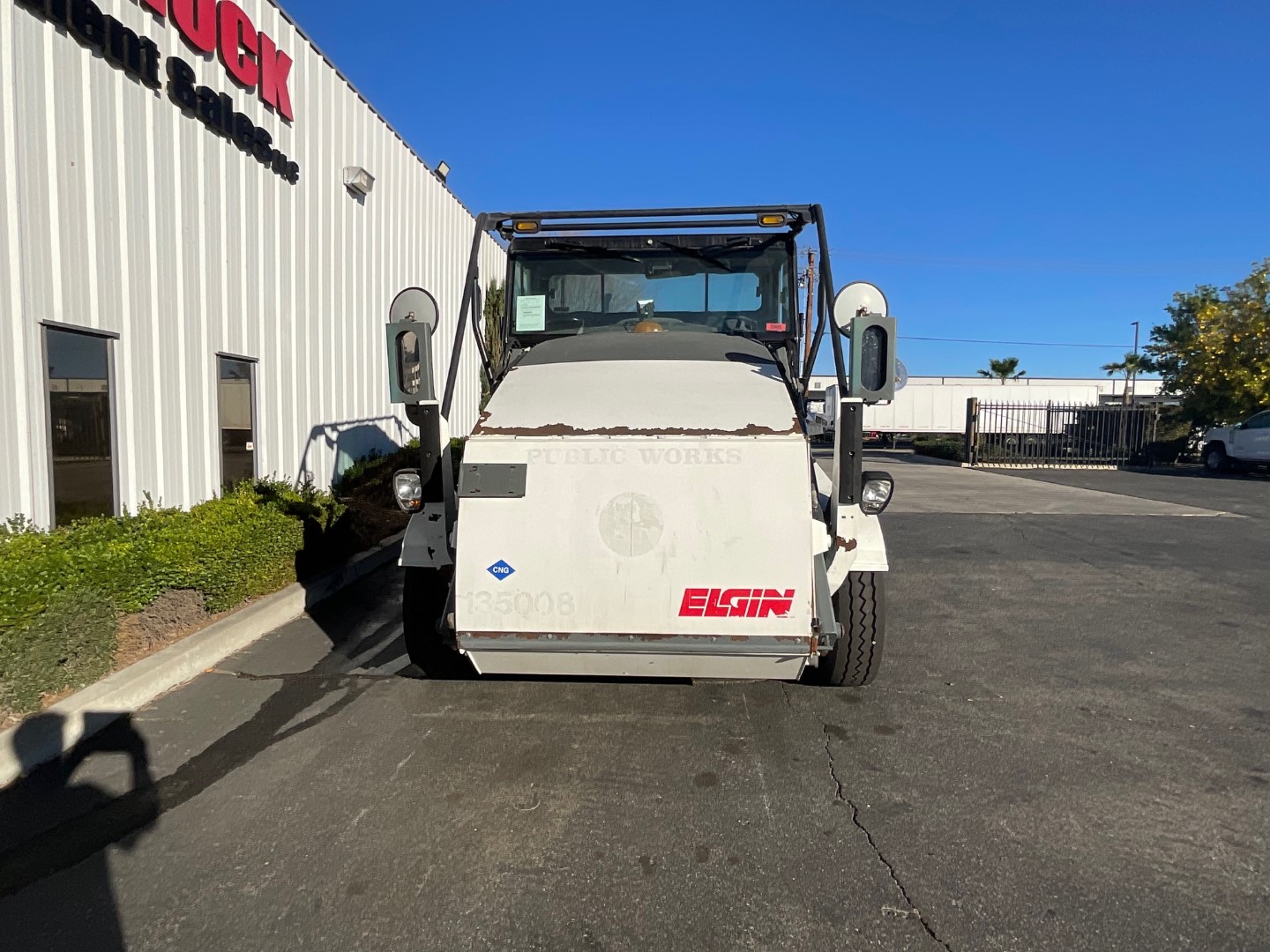 2018 Elgin Pelican CNG Street Sweeper For Sale