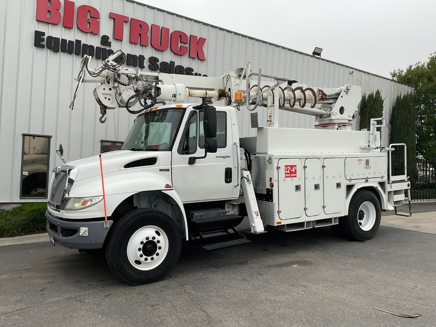 2012 International 4300 Terex Commander C4045 Digger Derrick For Sale