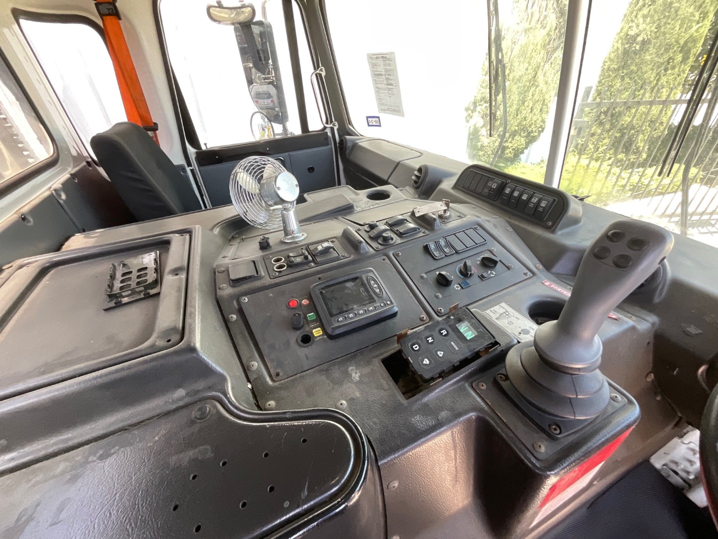 2016 Autocar Xpeditor Dadee Scorpion Side Loader Garbage Truck For Sale