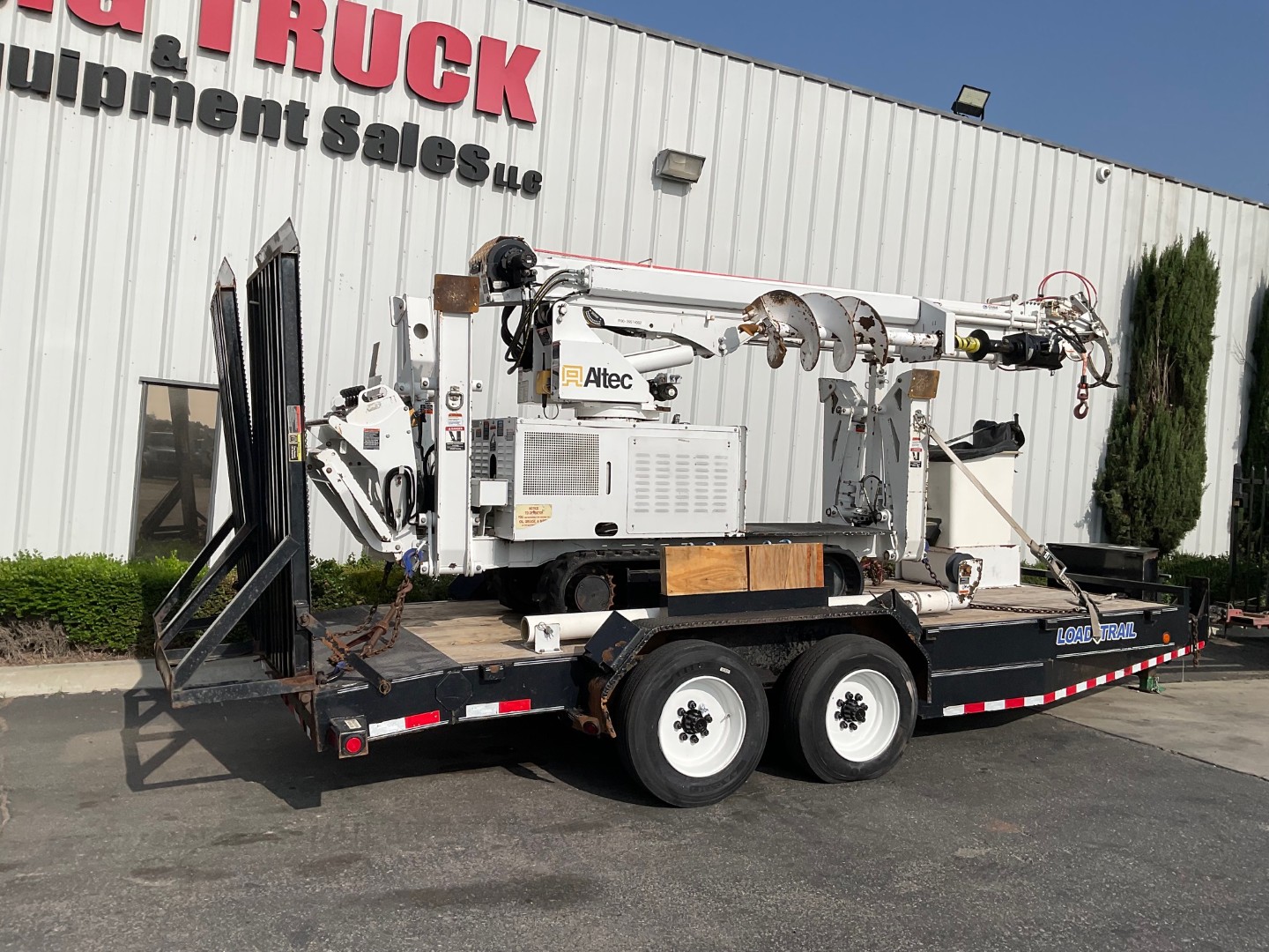2016 Altec DB37 Backyard Digger Derrick For Sale