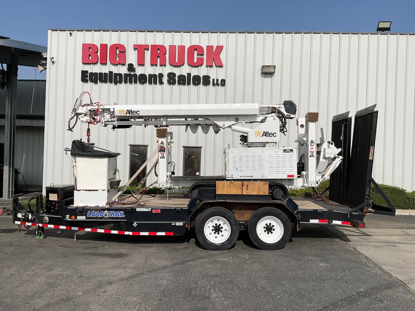 2016 Altec DB37 Backyard Digger Derrick For Sale