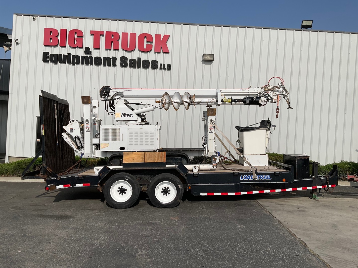 2016 Altec DB37 Backyard Digger Derrick For Sale