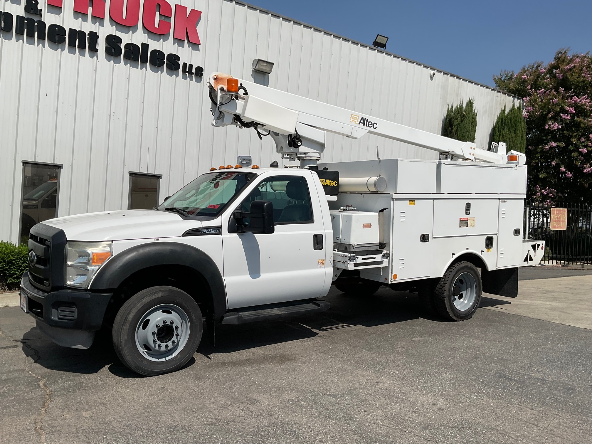 2012 Ford F450 Altec AT200A 35' Bucket Truck For Sale