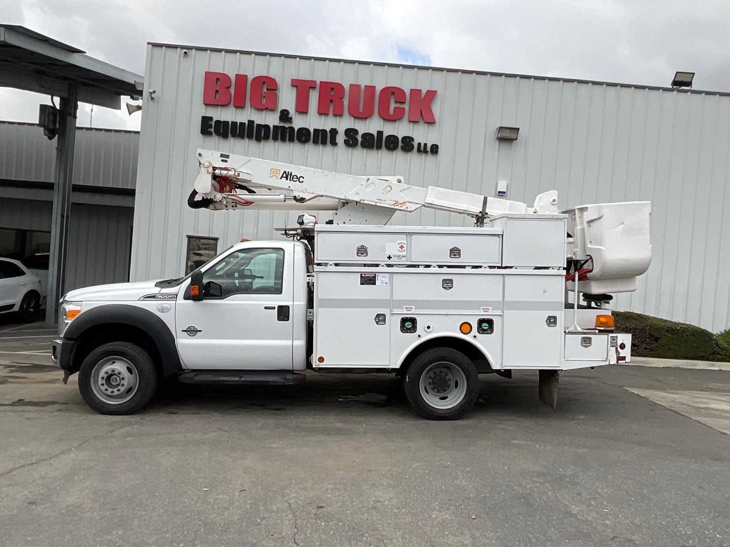 2016 Ford F550 4x4 Altec AT37G 42' Bucket Truck For Sale