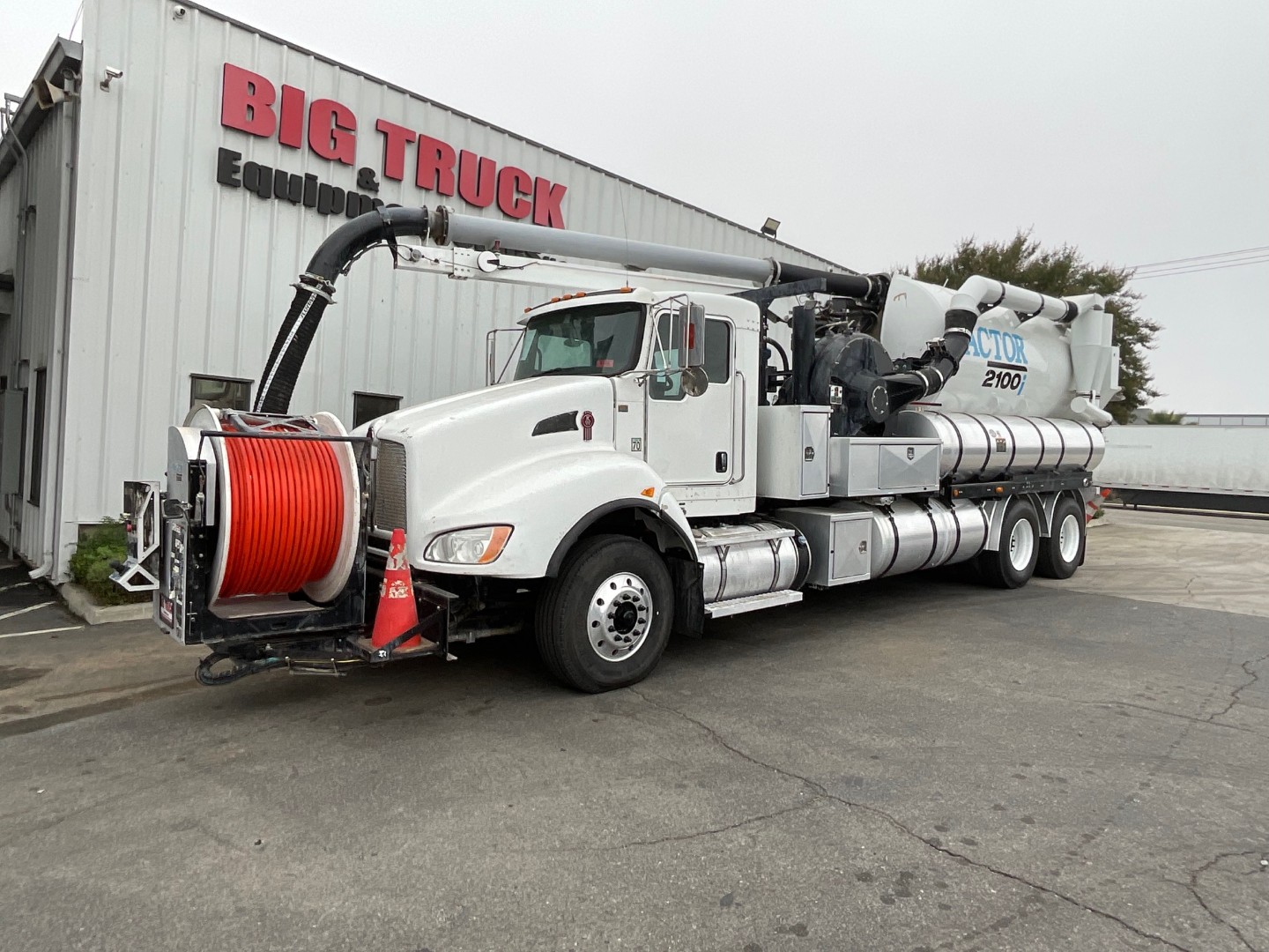 2019 Kenworth T400 Vactor 2100i Hydro Excavation Vacuum Truck For Sale