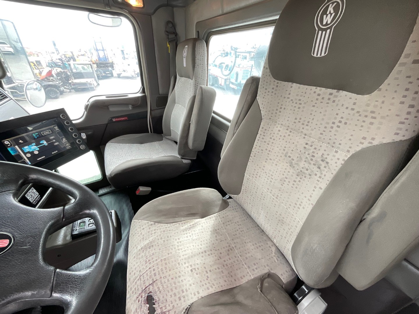 2019 Kenworth T400 Vactor 2100i Hydro Excavation Vacuum Truck For Sale