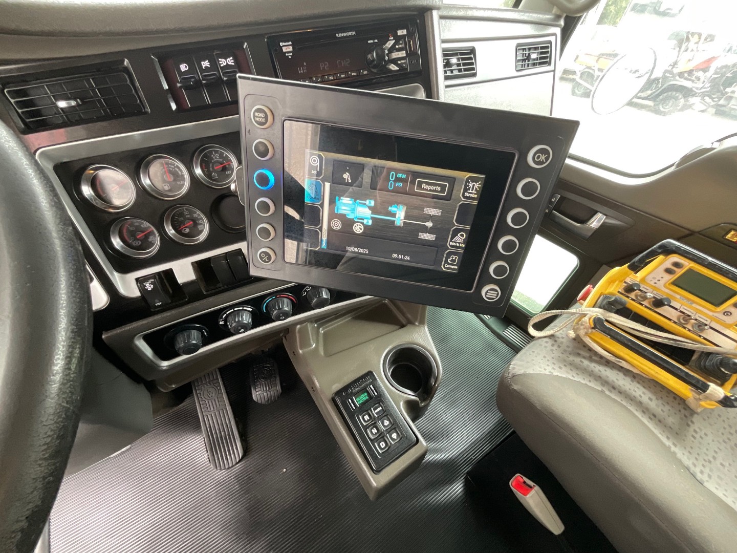 2019 Kenworth T400 Vactor 2100i Hydro Excavation Vacuum Truck For Sale