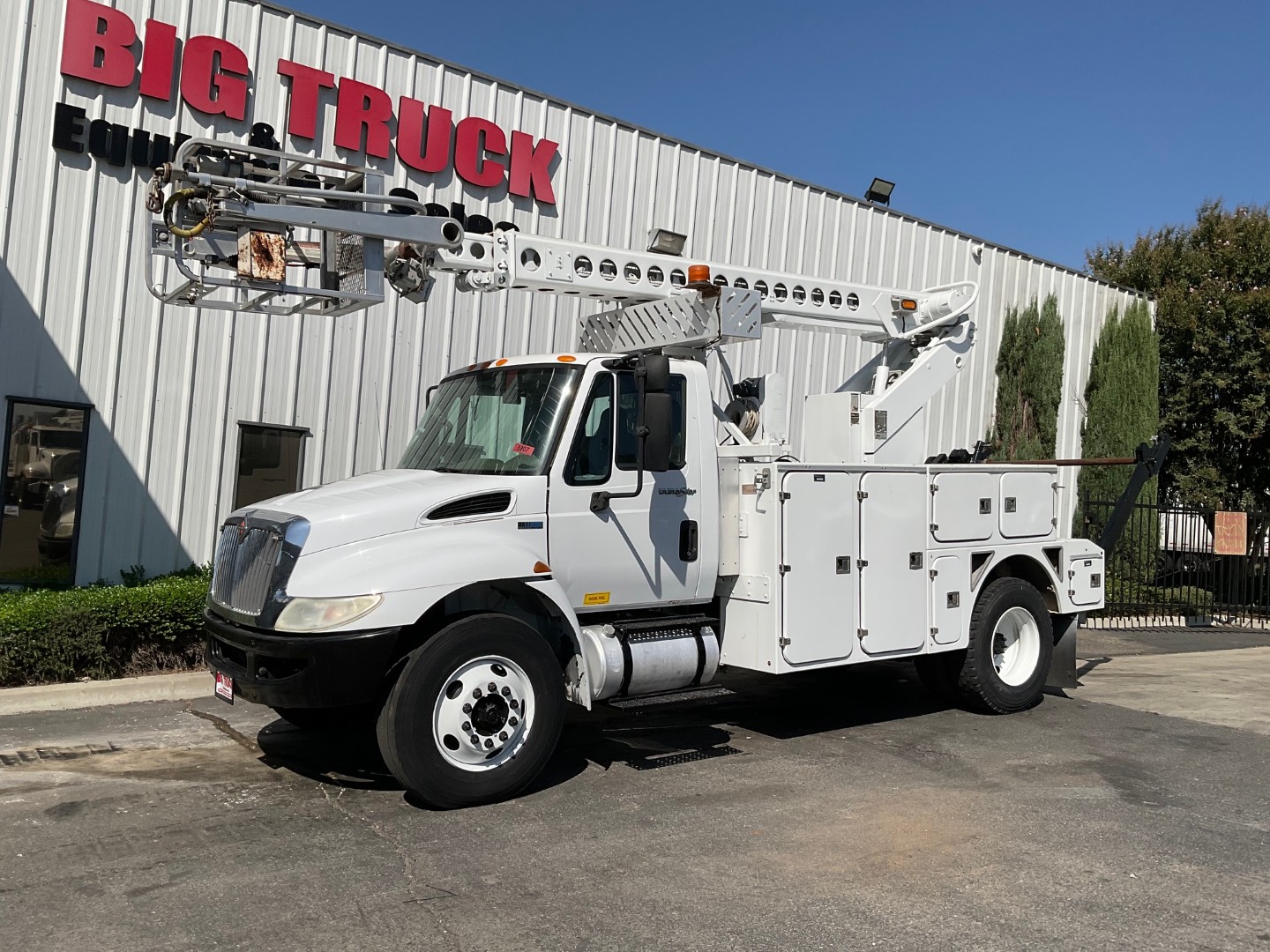 2013 International 4300 Altec AT40C Cable Placer Bucket Truck For Sale