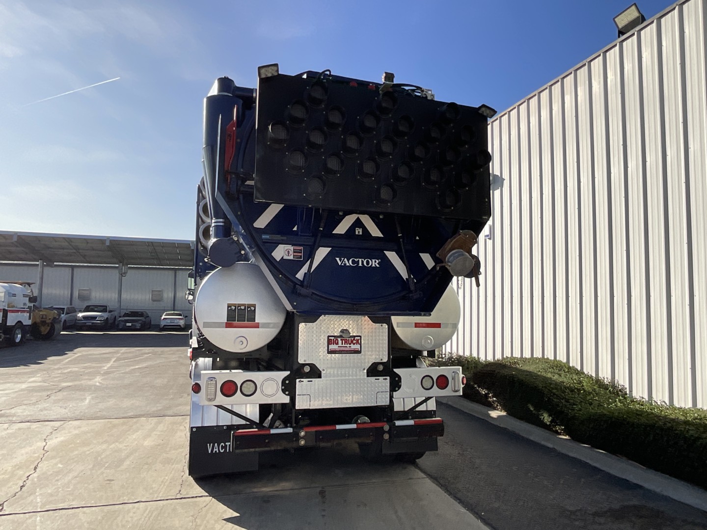 2017 Freightliner 114SD Vactor 2100 Plus Hydro Excavation Vacuum Truck ...